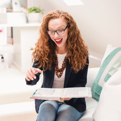 LaraReadingGif - Lara Casey